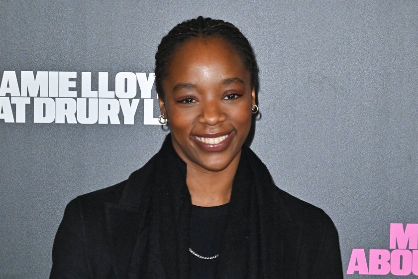 In Amazons "The Summer I Turned Pretty" spielt sie Gemma – bekannt ist Corinna Brown aber aus ...