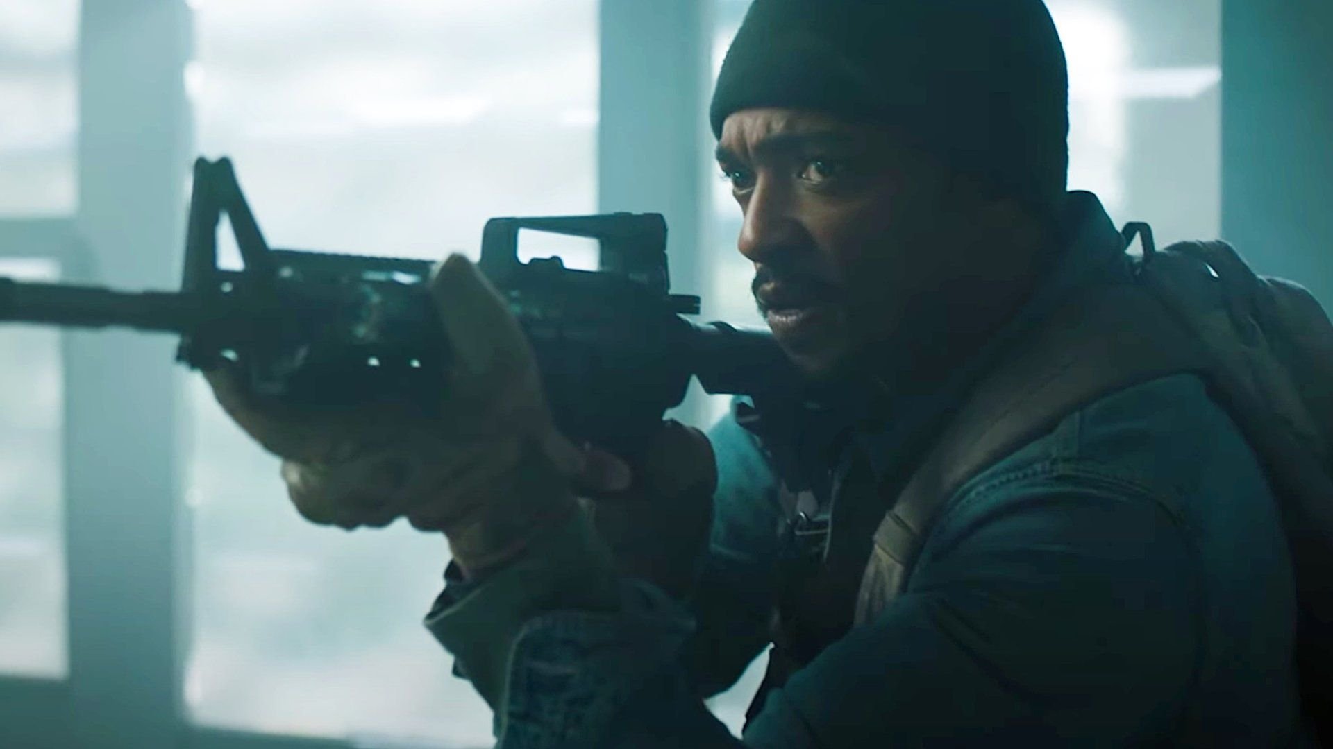 Monster-Horror mit Marvel-Stars: Neuer Trailer zu „Elevation ...