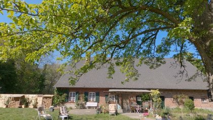 Lina Baumann & Ryan Wöhrl: Daher kennt man die „Sommerhaus der Stars ...