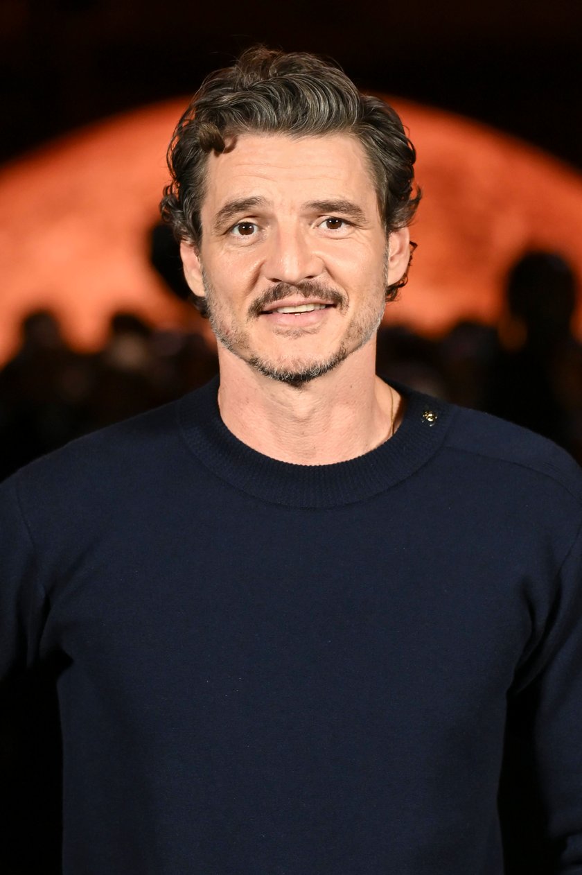 Völlig ungewohnt: So anders sah Pedro Pascal noch vor 26 Jahren aus
