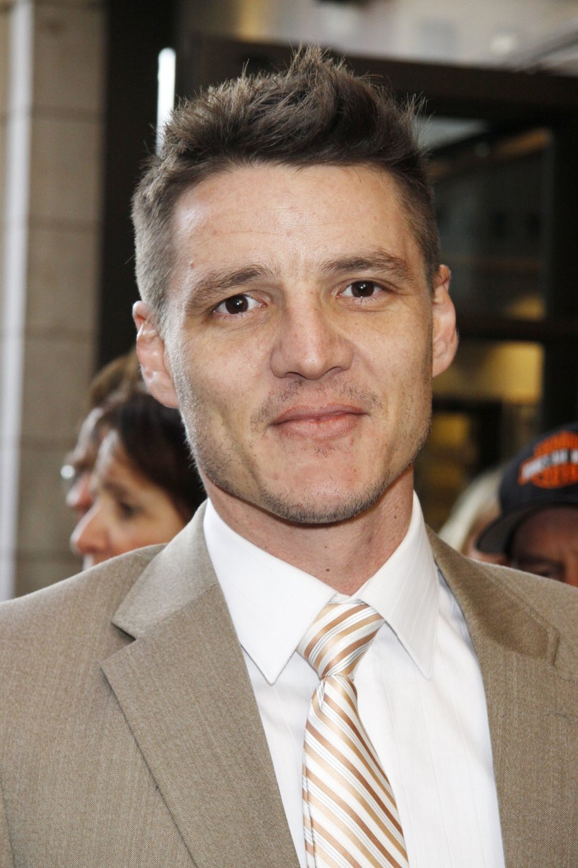 Völlig ungewohnt: So anders sah Pedro Pascal noch vor 26 Jahren aus