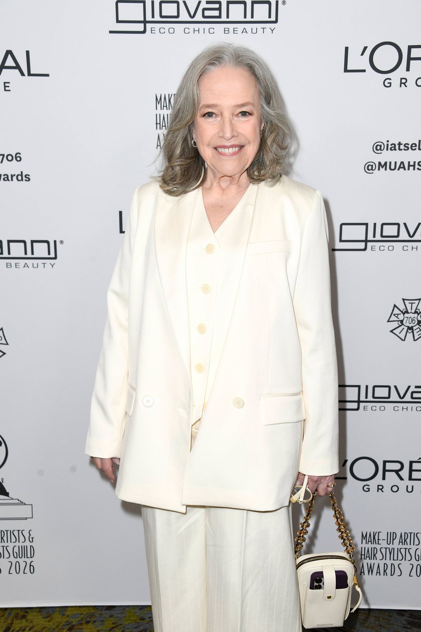Kaum wiederzuerkennen: So sah die „Matlock“-Darstellerin Kathy Bates ...