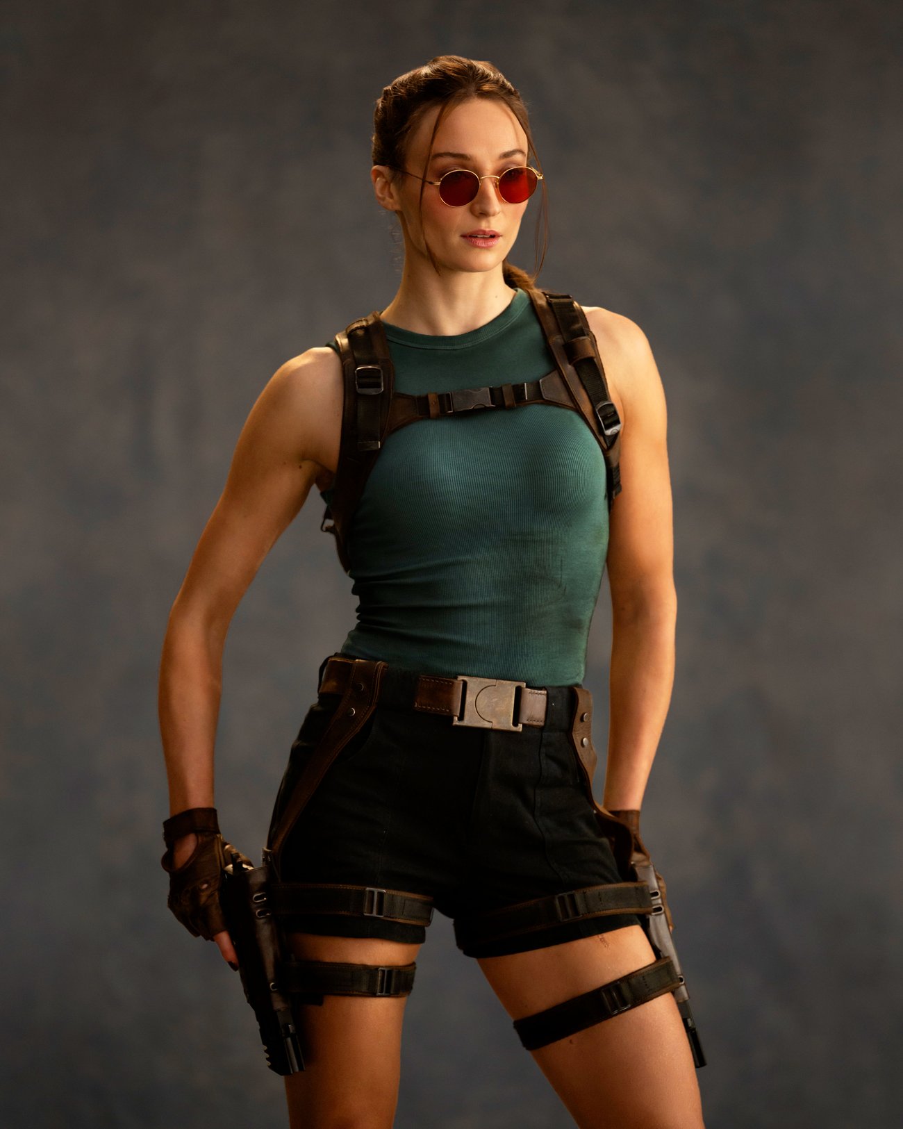 „Sieht aus wie ein Cosplay“: Erstes Bild zur neuen Lara Croft für ...