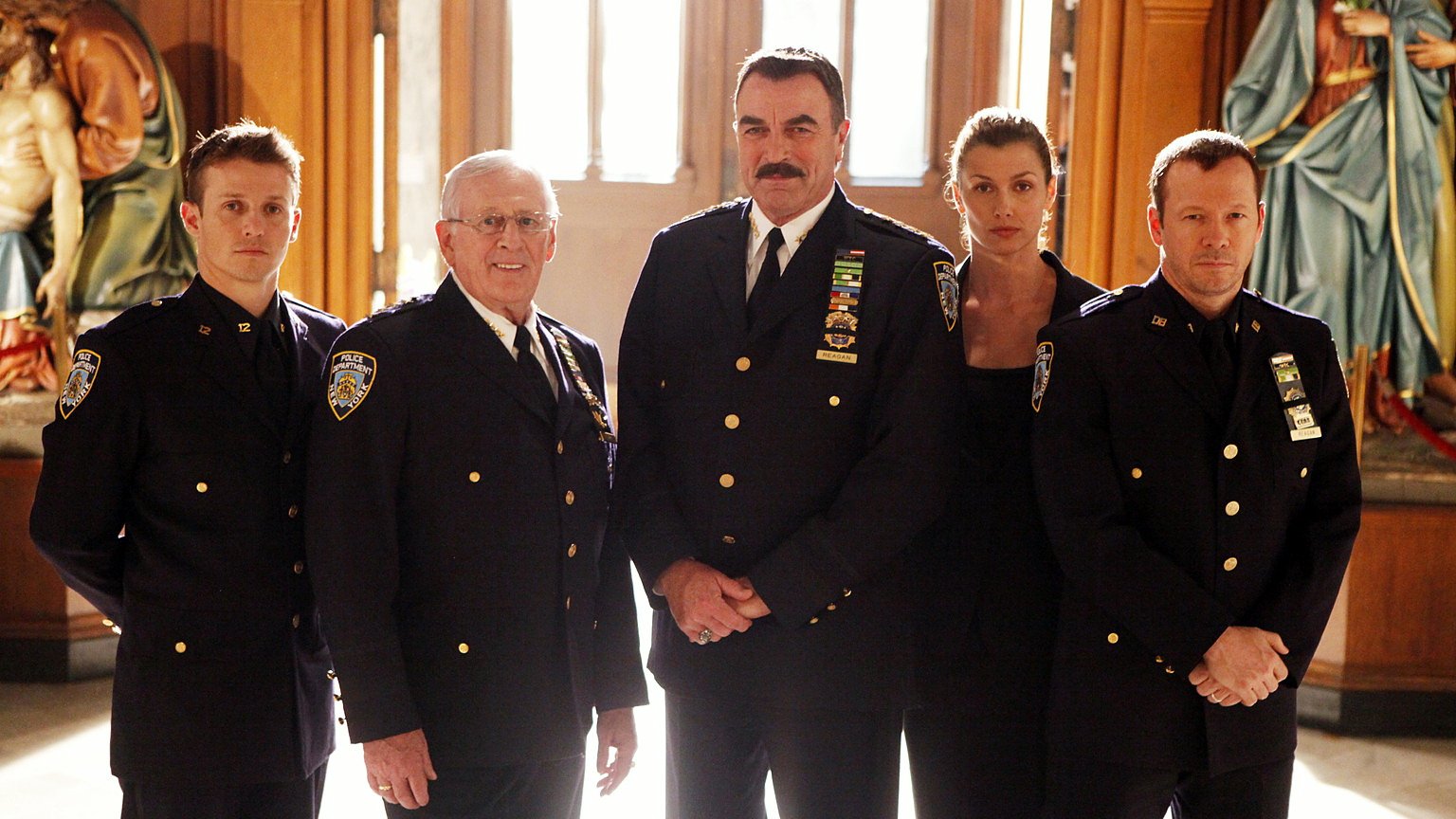 „Blue Bloods“ Staffel 14: Hier läuft das Finale der Polizeiserie im ...