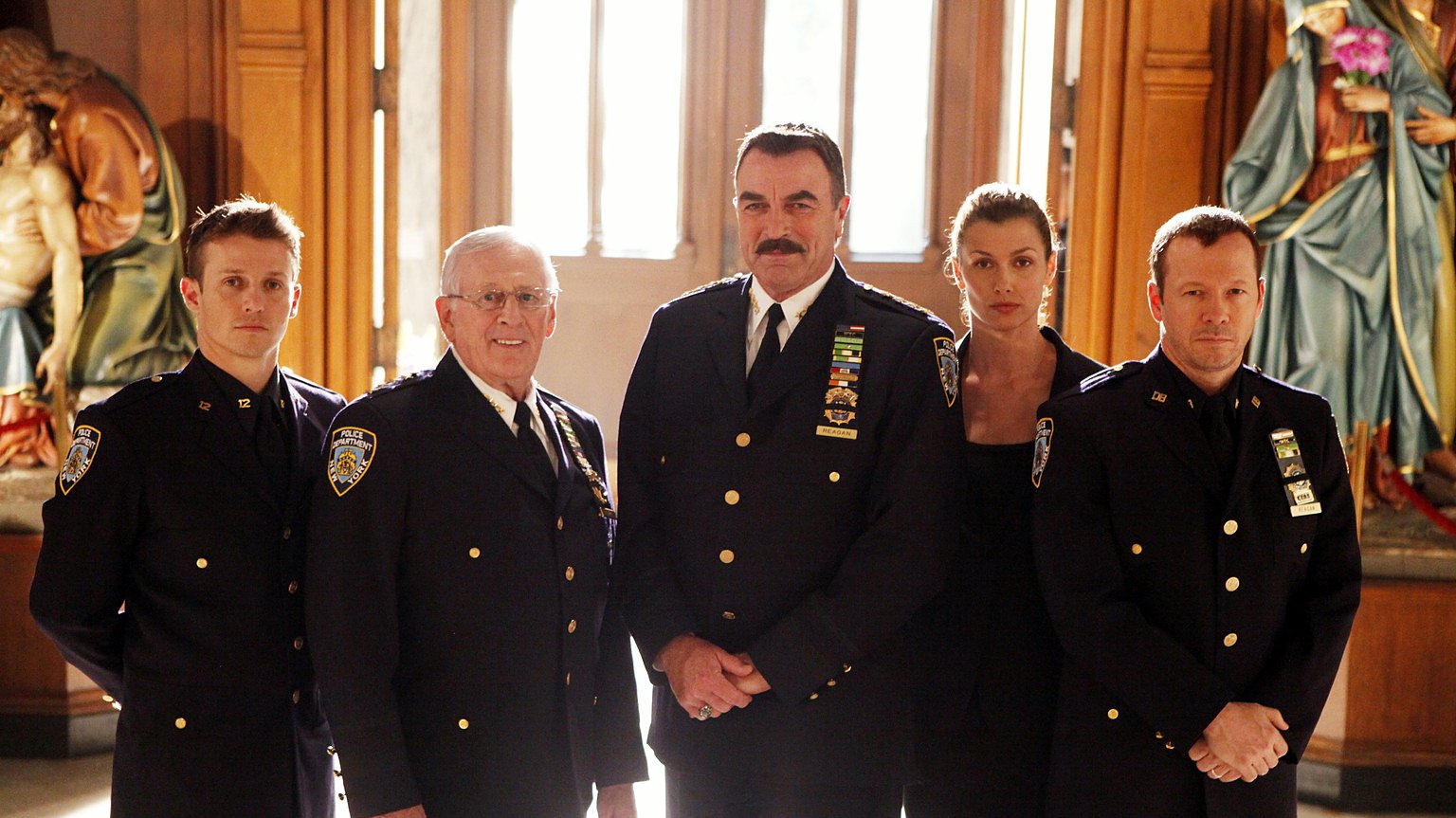 „Blue Bloods“ Staffel 14: Hier läuft das Finale der Polizeiserie im Stream & Free-TV