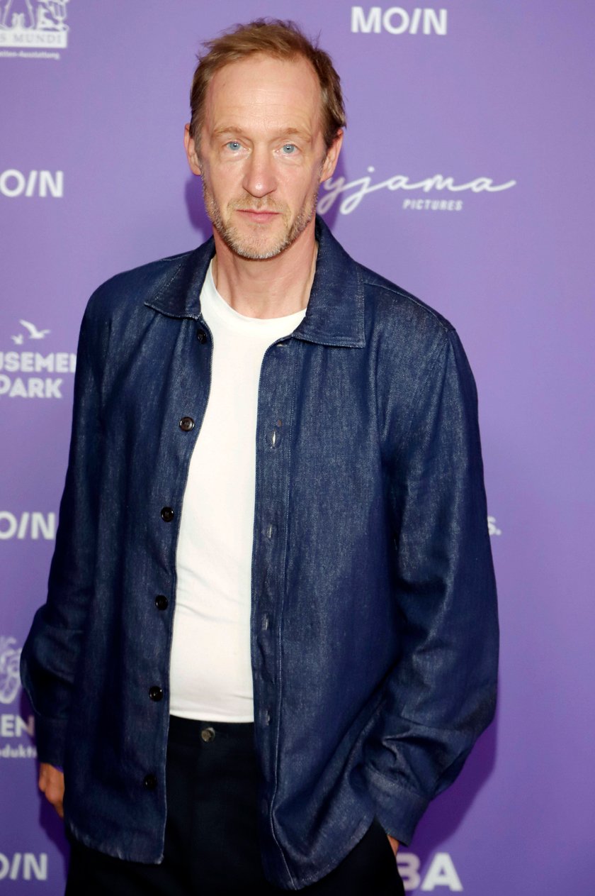 Theis in „Schwarzes Gold“: Aus diesen Serien bei Amazon und Netflix ...