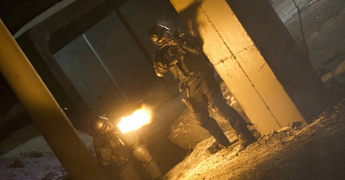 Crook · Film 2014 · Trailer · Kritik