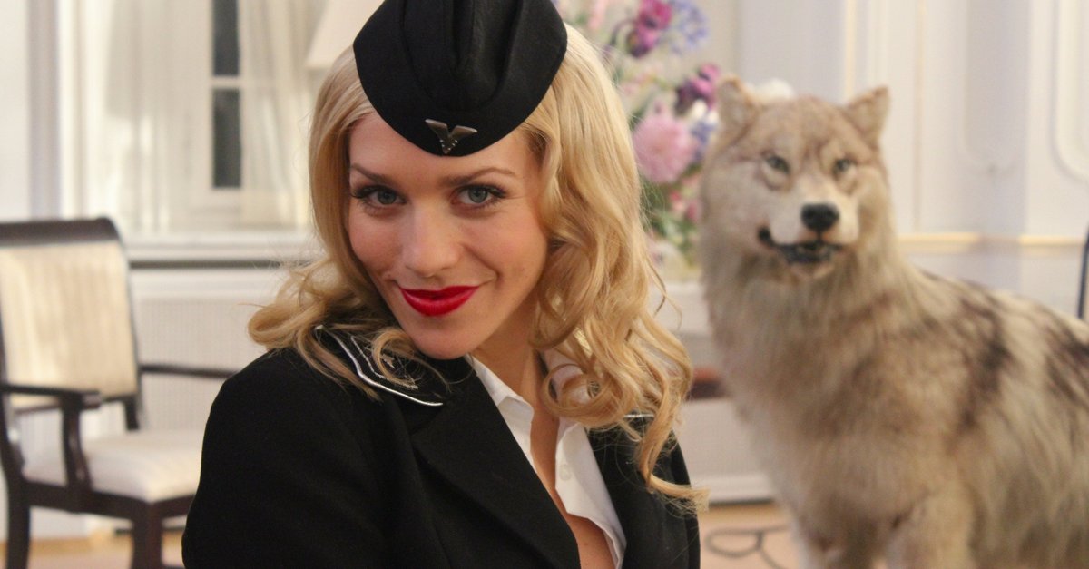 Iron Sky · Film 2012 · Trailer · Kritik