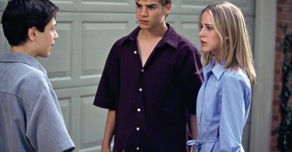 Little Secrets · Stream | Streaminganbieter