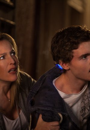 Robot Overlords · Film 2015 · Trailer · Kritik