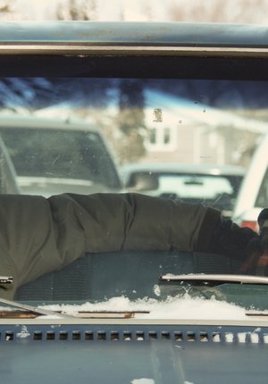 Rust · Film 2010 · Trailer · Kritik