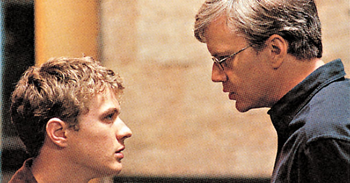 startup · Film 2001 · Trailer · Kritik