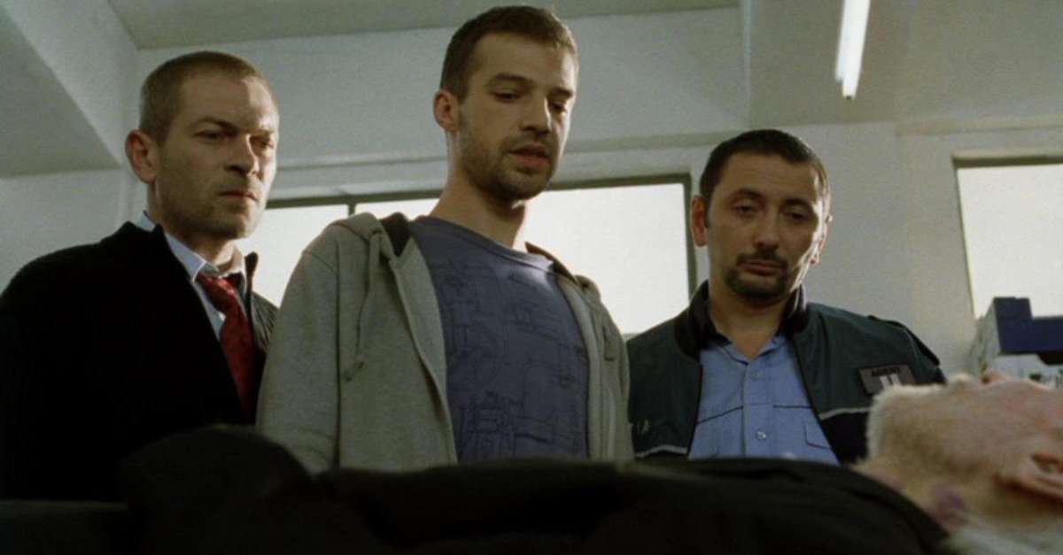 Strigoi · Film 2009 · Trailer · Kritik