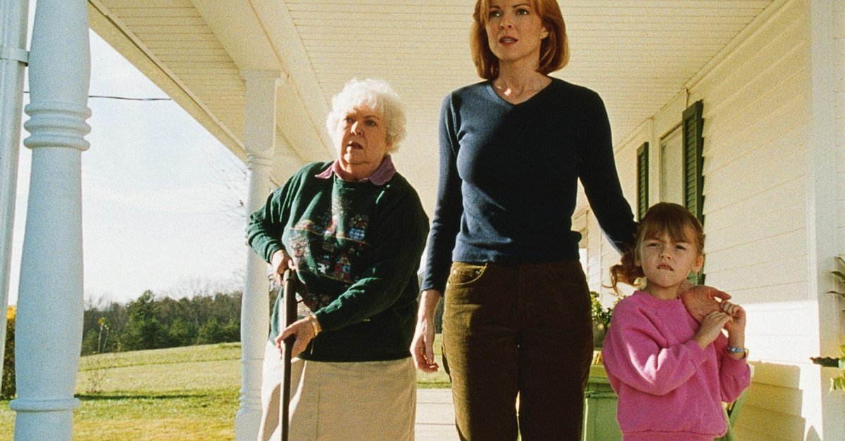 Target: Earth · Film 1998 · Trailer · Kritik