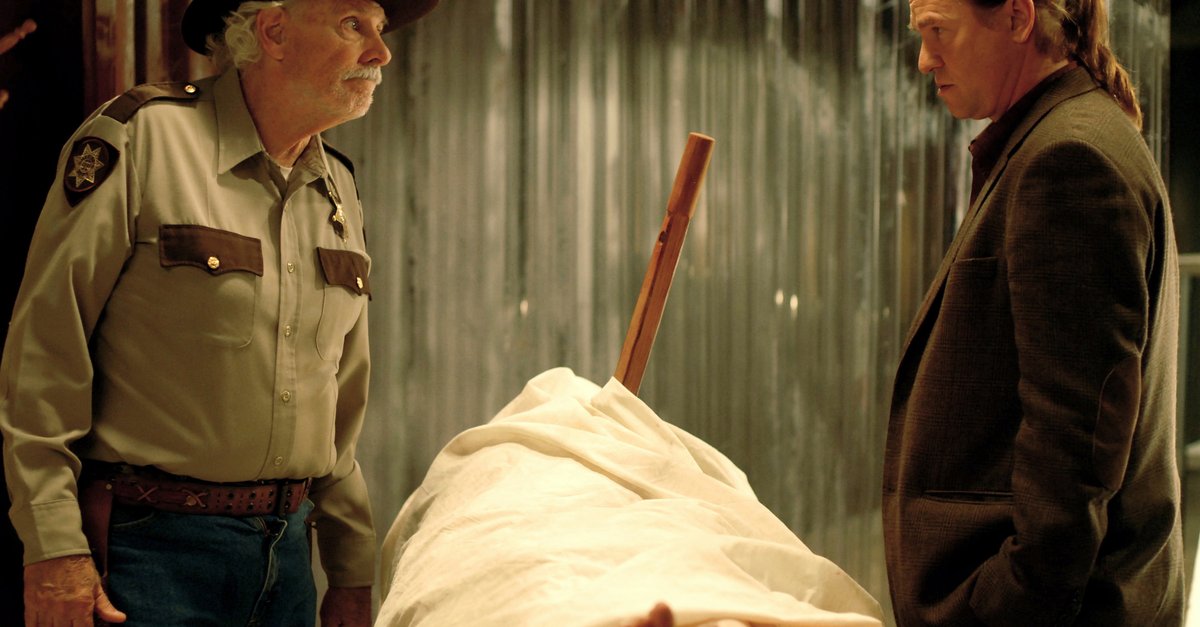 Twixt · Film 2012 · Trailer · Kritik