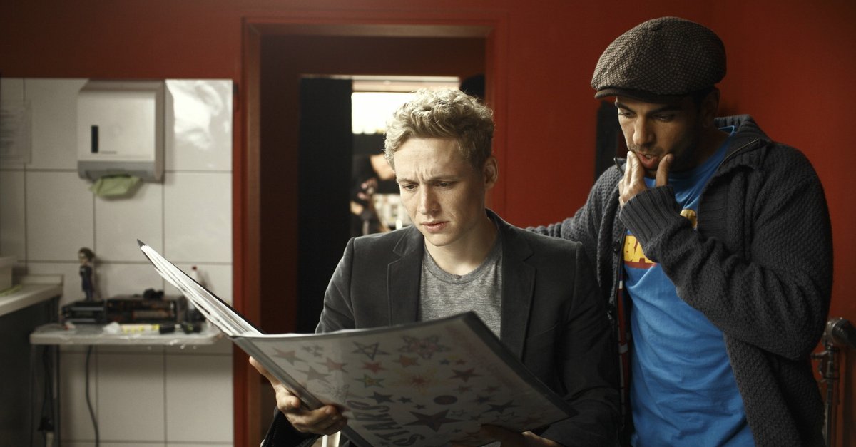 What a Man · Film 2011 · Trailer · Kritik