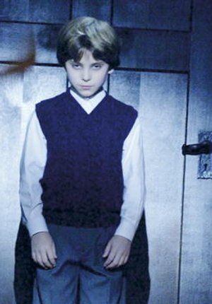 Whisper · Film 2007 · Trailer · Kritik