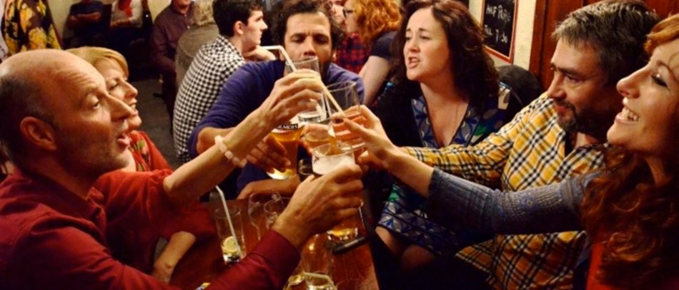 Happy Hour · Film 2016 · Trailer · Kritik · KINO.de