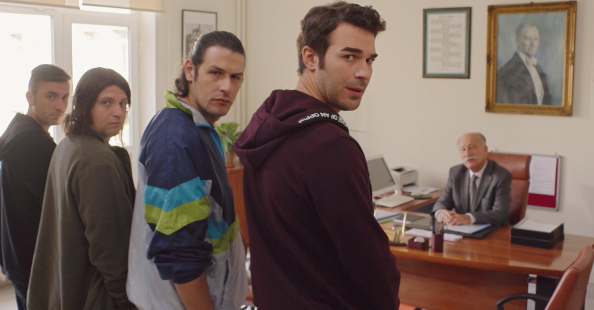 Hababam Sinifi Yaz Oyunlari · Film 2020 · Trailer · Kritik Hababam Sinifi Yaz Oyunlari · Film 2020 · Trailer · Kritik
