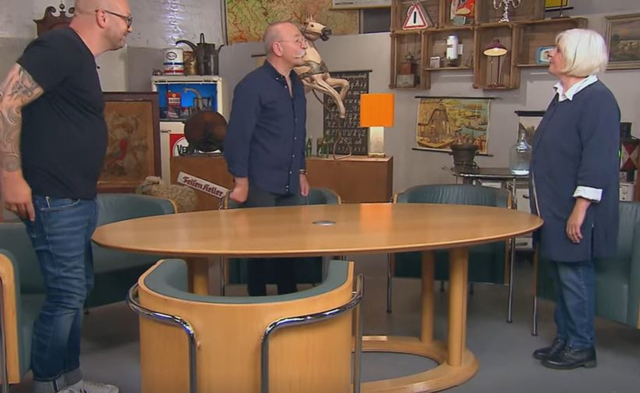 Fiasko bei „Bares für Rares“: Konsternierte Rentnerin bekommt statt 9. ...