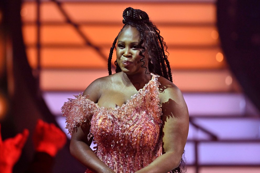 Tanzstunde mit „Let's Dance“-Star Motsi Mabuse und mehr: Amazon verlost ...