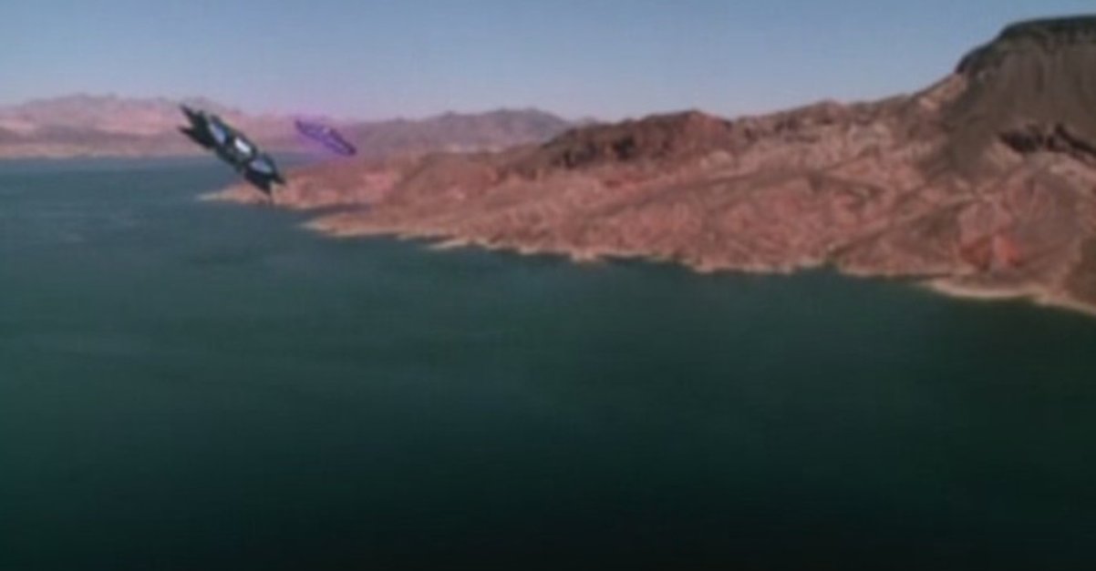 Laserhawk · Film 1999 · Trailer · Kritik