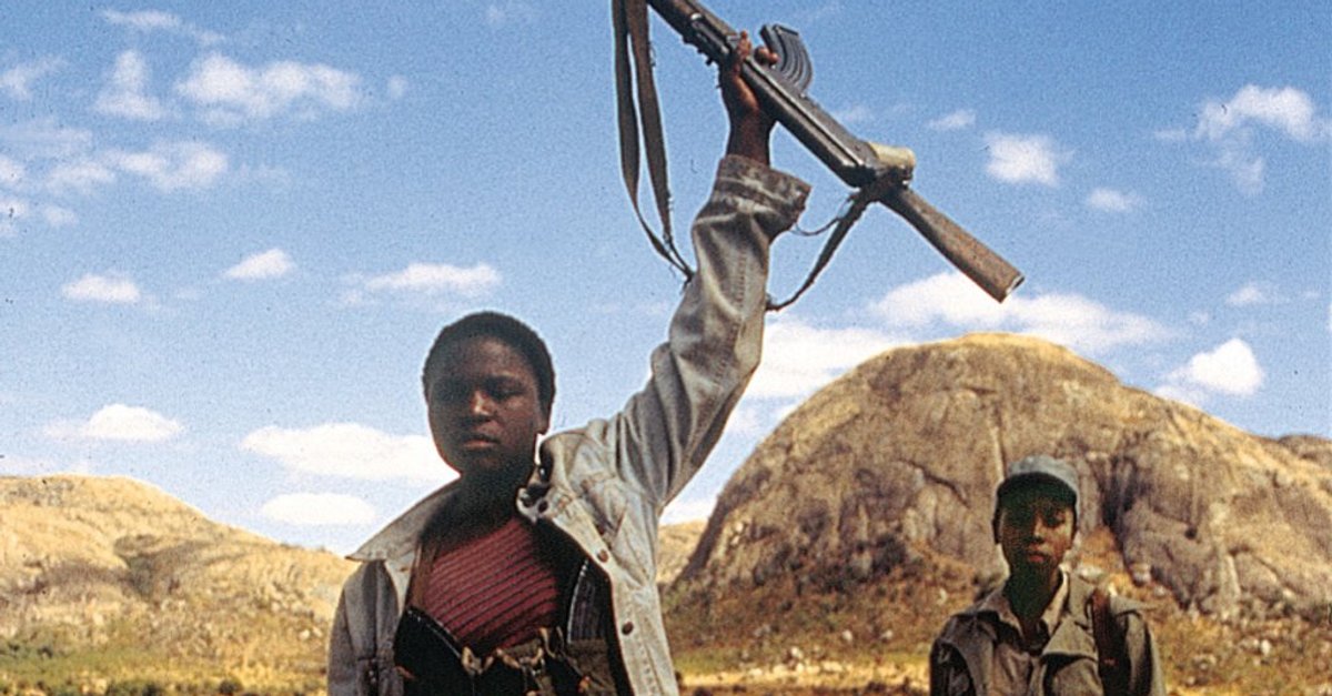 Flame · Film 1998 · Trailer · Kritik