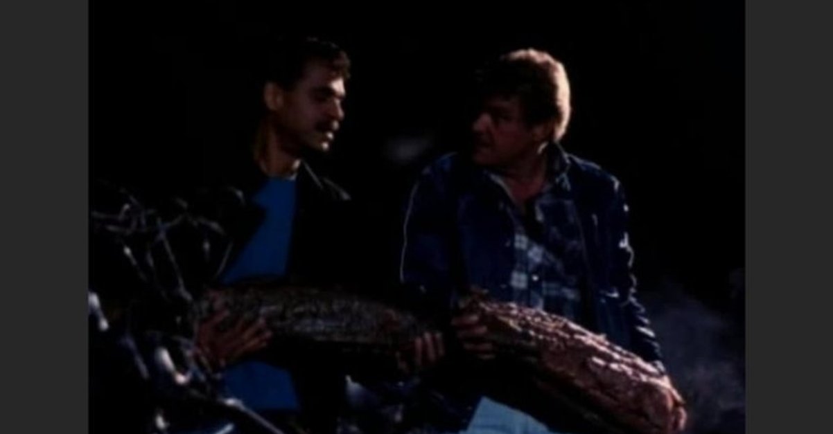 Deep Space · Film 1988 · Trailer · Kritik