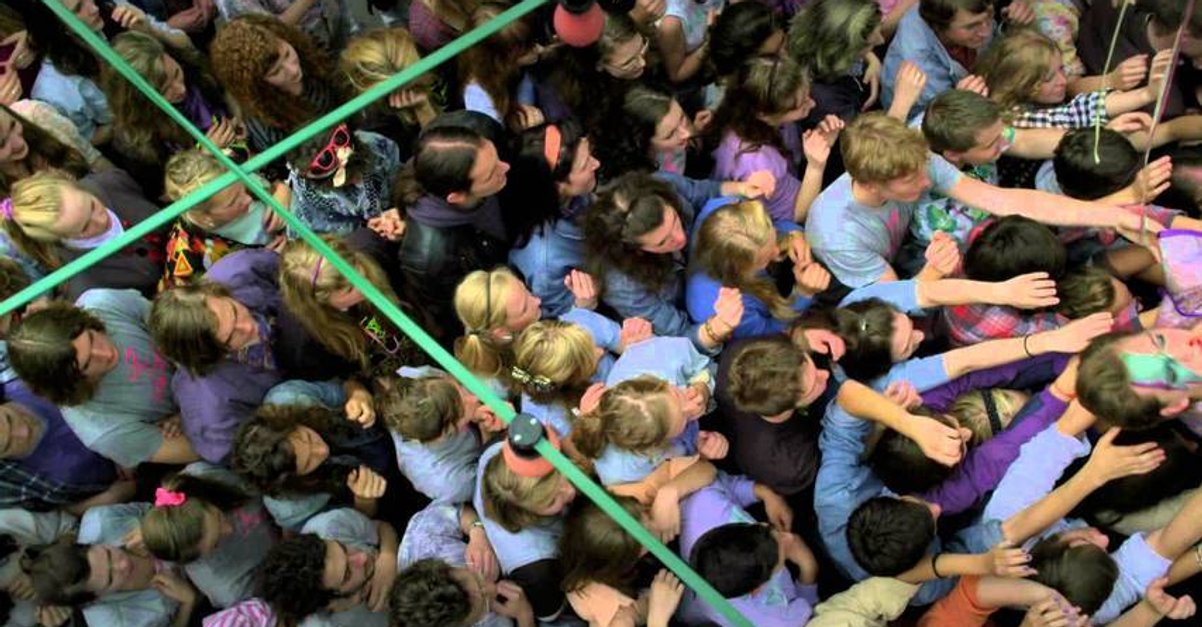 Dear Courtney · Film 2014 · Trailer · Kritik