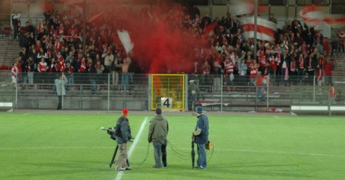 Warum halb vier? · Film 2006 · Trailer · Kritik