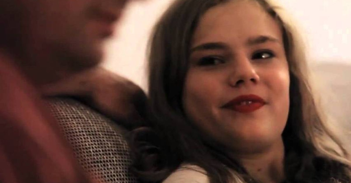 Liebe mich! · Film 2015 · Trailer · Kritik