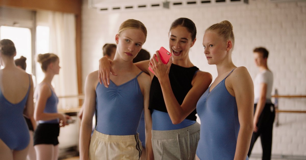 Girl · Film 2018 · Trailer · Kritik