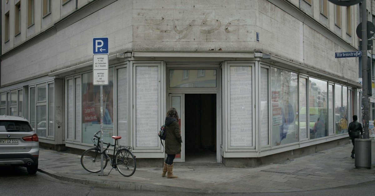 Displaced · Film 2021 · Trailer · Kritik