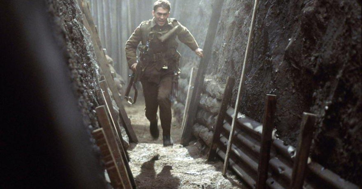 The Trench · Film 1999 · Trailer · Kritik