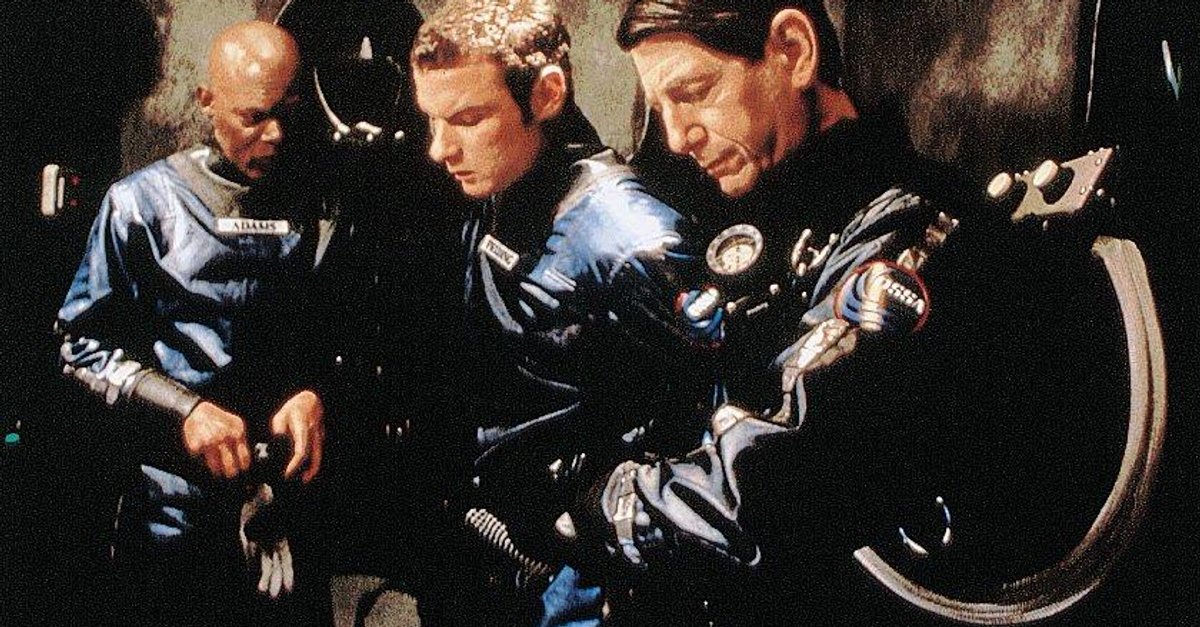 Sphere · Film 1998 · Trailer · Kritik