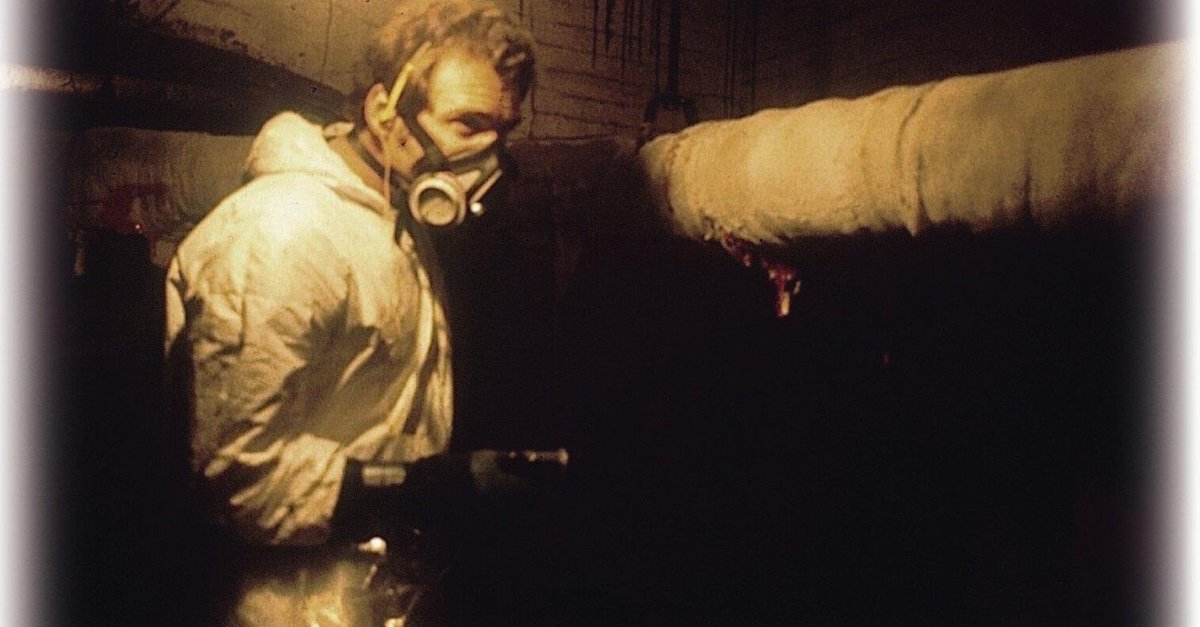 Session 9 · Film 2015 · Trailer · Kritik