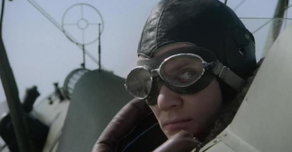 Aces High · Film 1976 · Trailer · Kritik