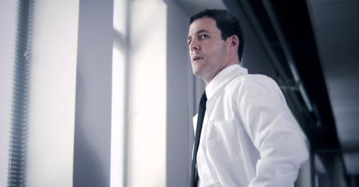 Implanted · Film 2014 · Trailer · Kritik