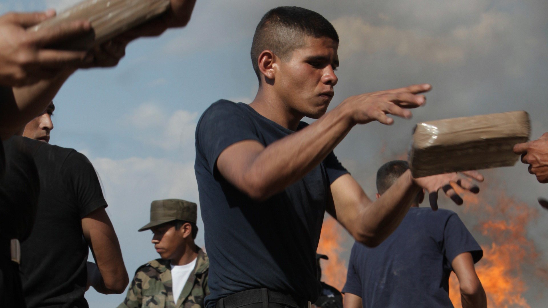 Heli · Film 2014 · Trailer · Kritik
