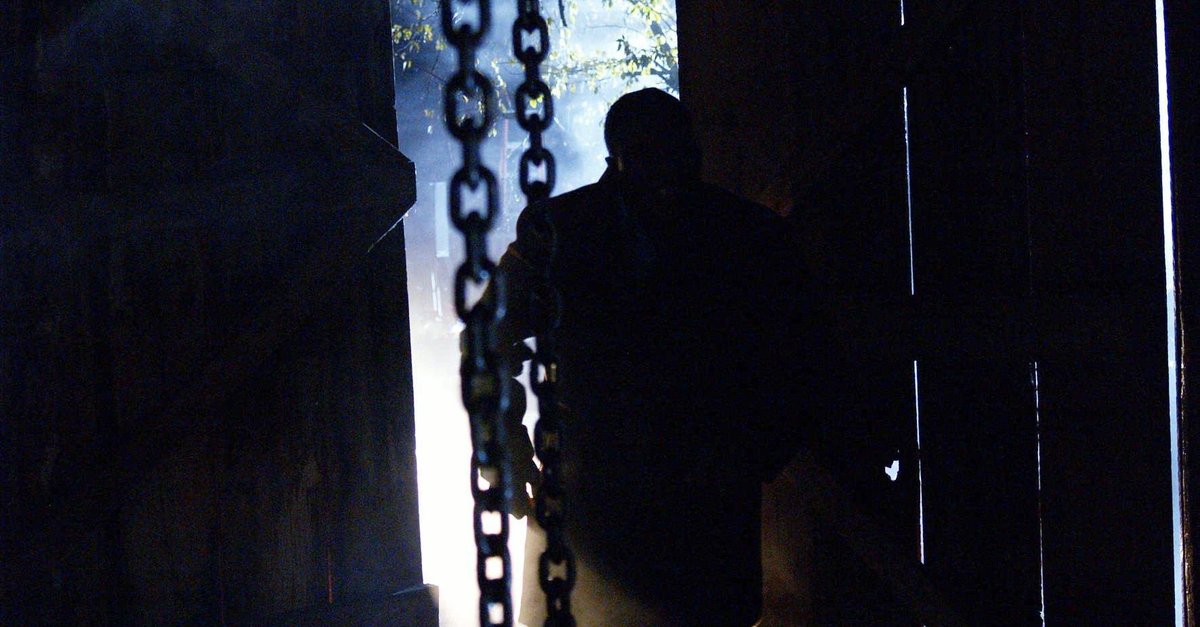 Chain Letter · Film 2010 · Trailer · Kritik