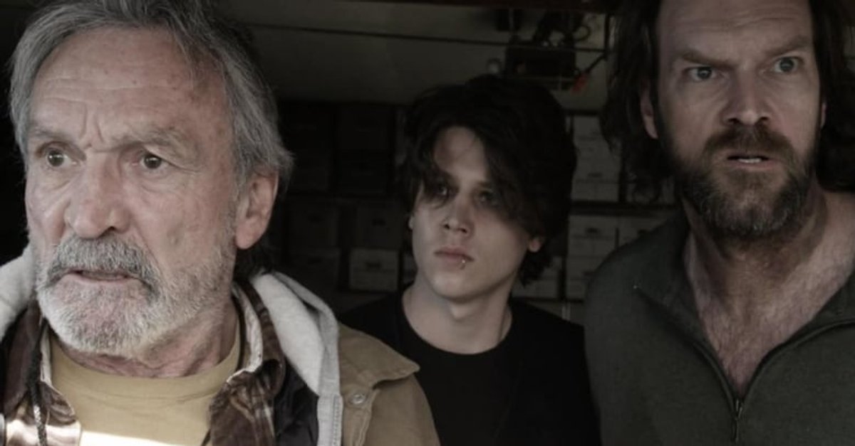 Compound Fracture · Film 2013 · Trailer · Kritik